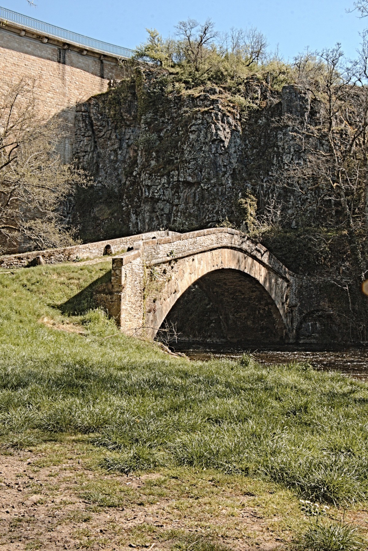 Free Images : architecture, river, monument, fortification, waterway ...