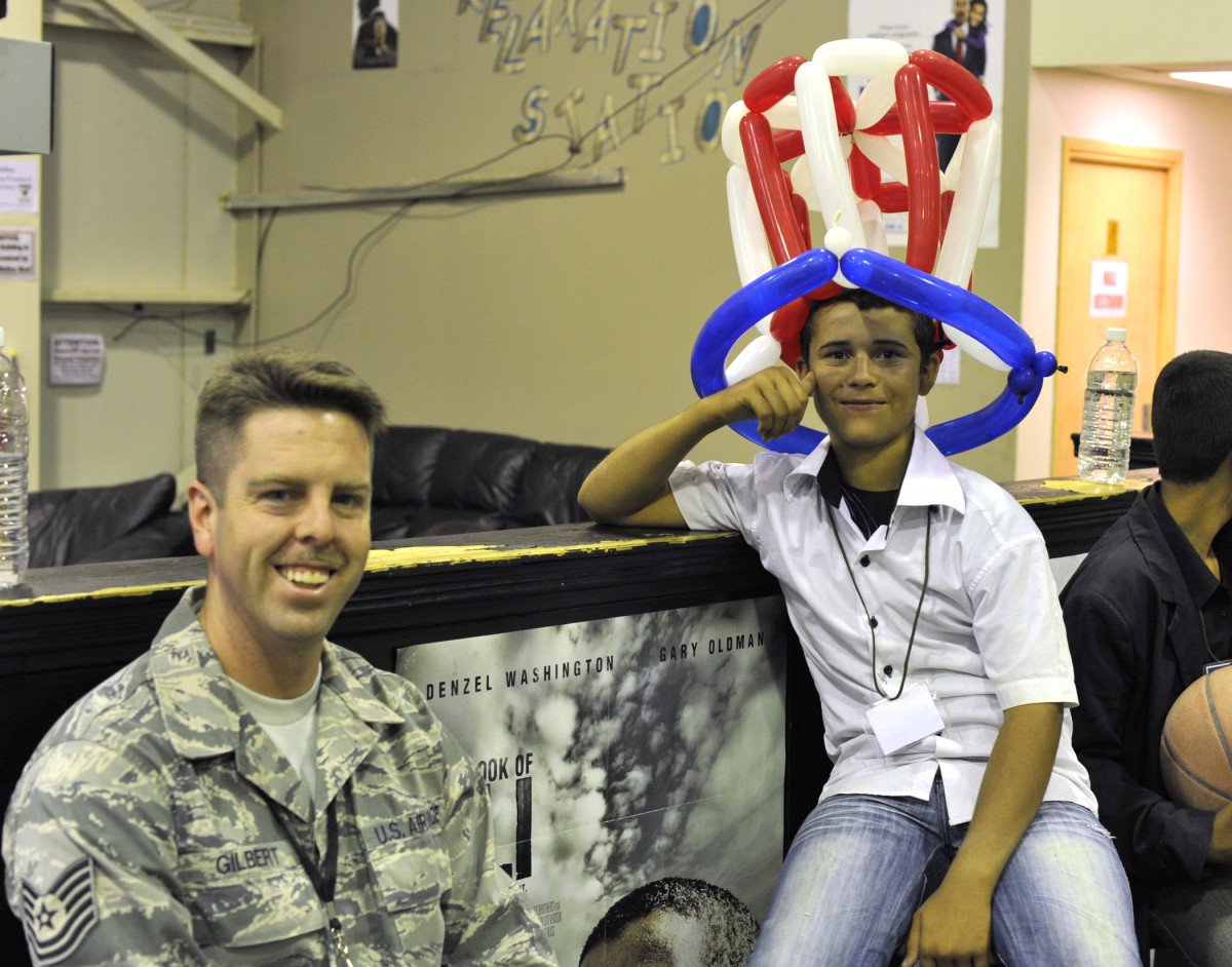 Gambar : orang, Irak, jointbasebalad, kidsday 2100x1650 - - 396778 ...